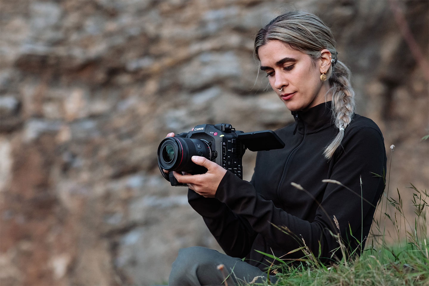 6Kフルサイズセンサーを搭載したデジタルシネマカメラ“EOS C80”を発売 R1”を発売｜キヤノンMJグループ